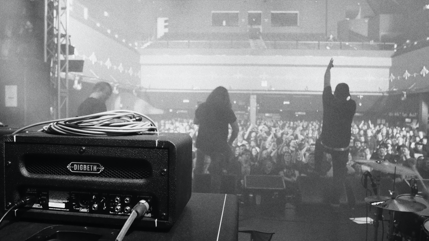 ARTIST SPOTLIGHT: Andy Gilmour – Hundred Reasons, Raging Speedhorn - Laney