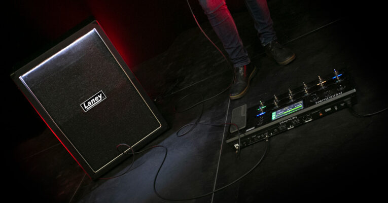 What's an FRFR Cabinet & Why Laney LFR Cabinets Are Best - Laney